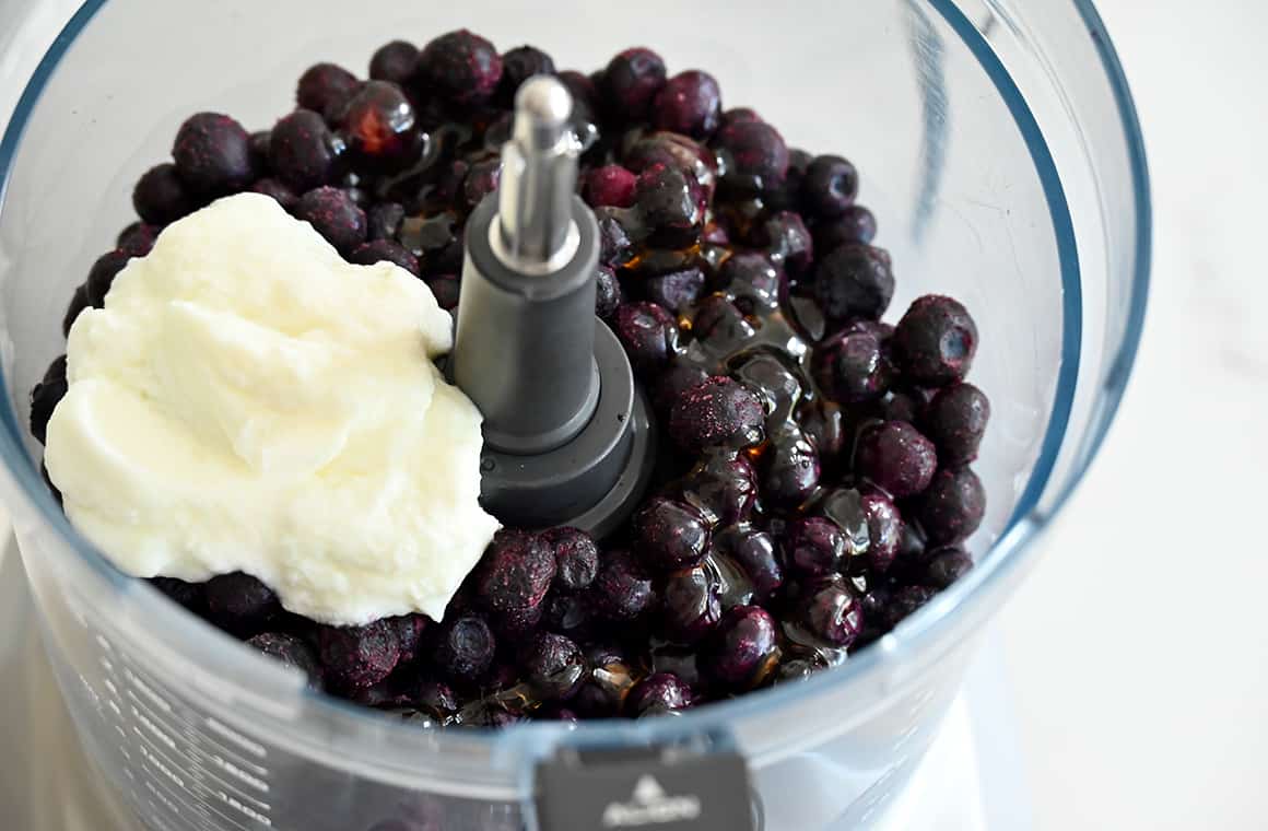 5-Minute Healthy Blueberry Frozen Yogurt - Just a Taste