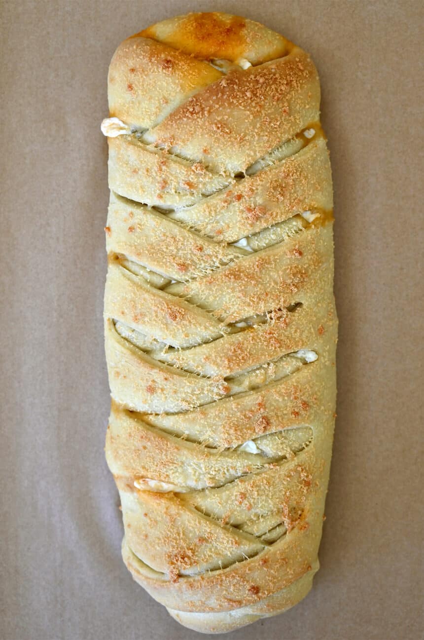 Easy Cheesy Chicken Stromboli