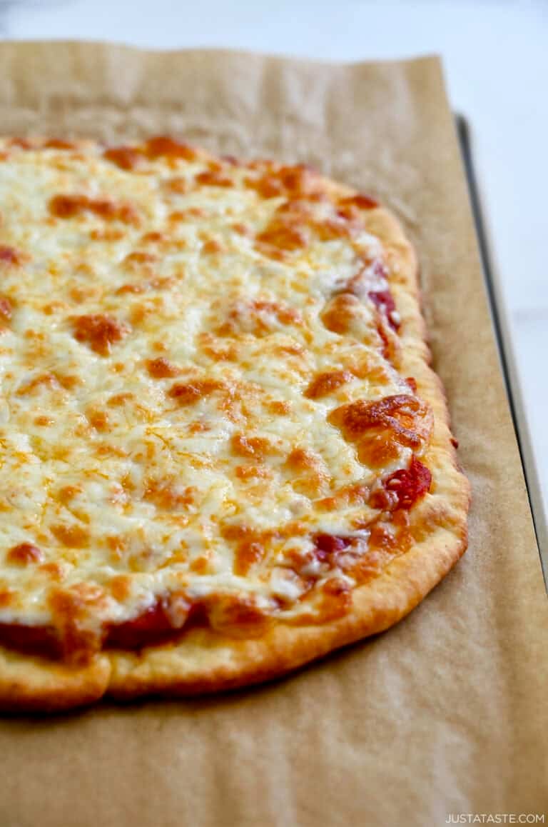 Cottage Cheese Pizza Crust (High-Protein, 4 Ingredients)