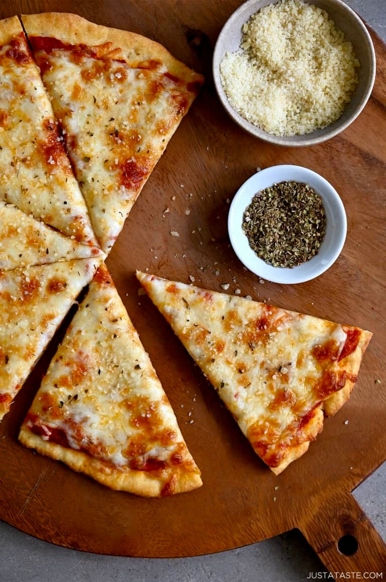 Cottage Cheese Pizza Crust (High-Protein, 4 Ingredients)